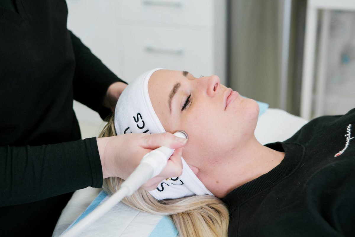 LED Light Rejuvenation – Southern Cosmetics